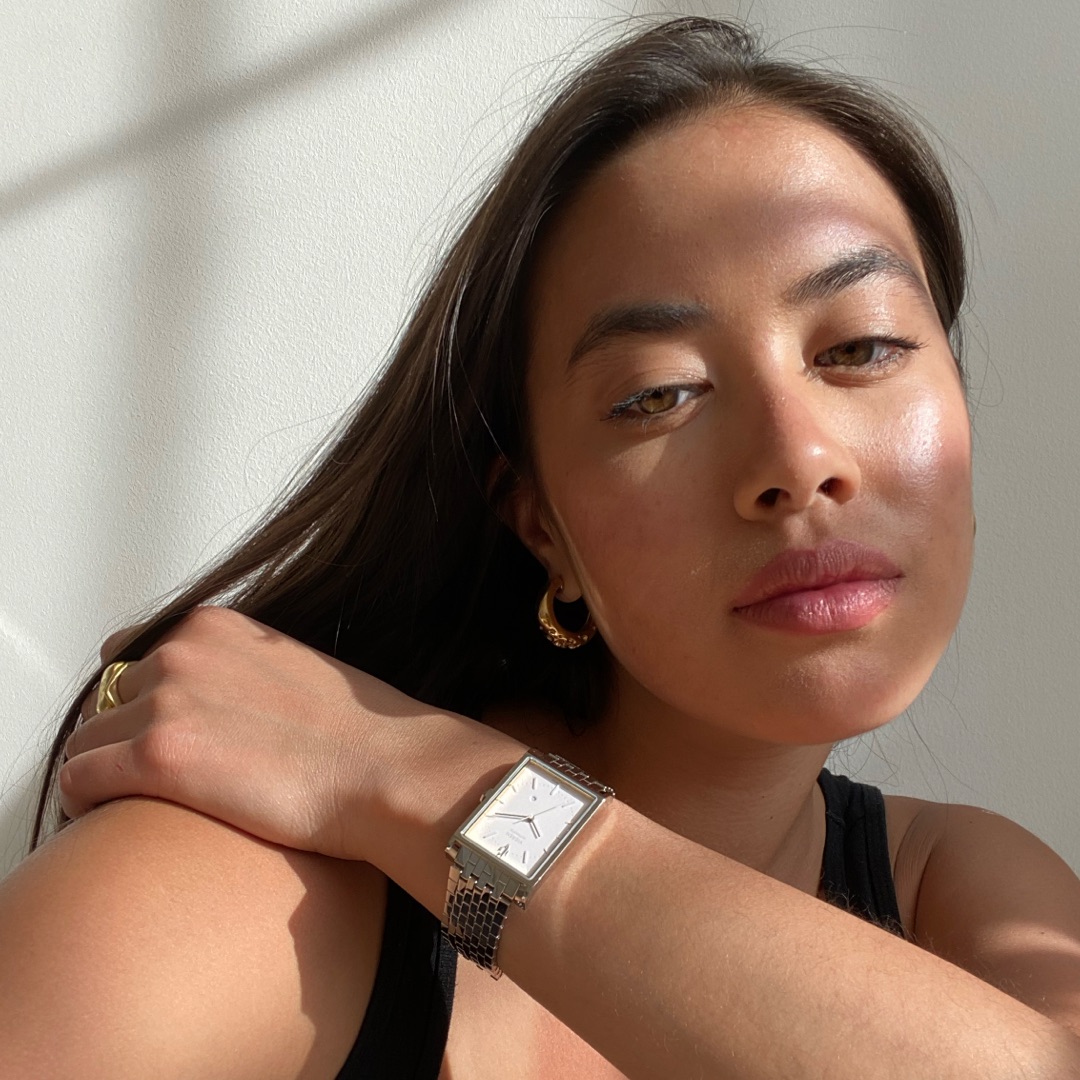 Sasha Mei: Best Women’s Silver Watch Style