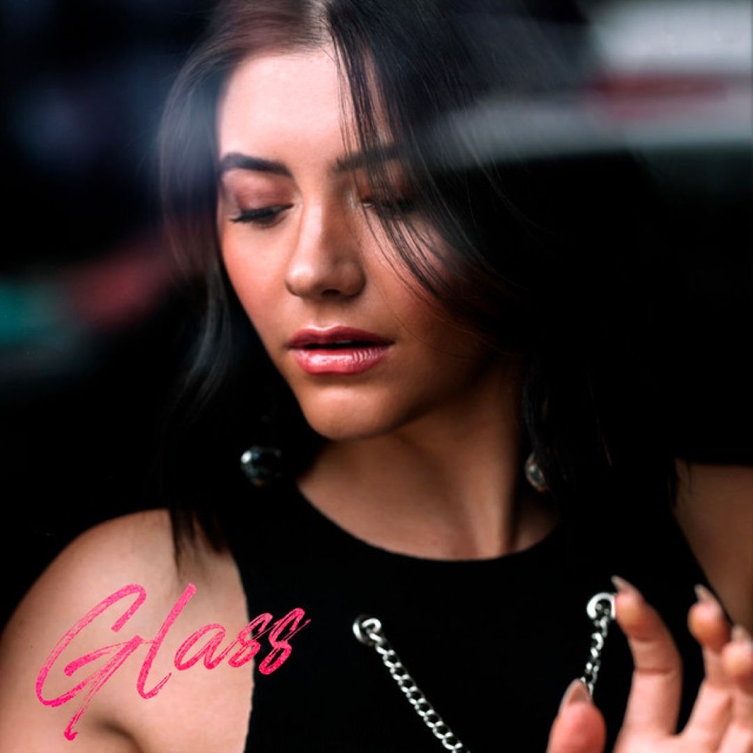 Ana Golja in White Diamond - VIEREN Watches Power Players